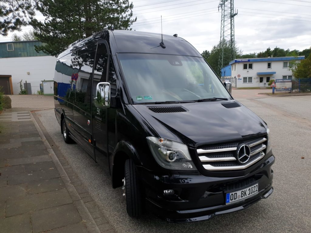 20-Sitzer Mercedes Sprinter | Buskontakt-Hamburg