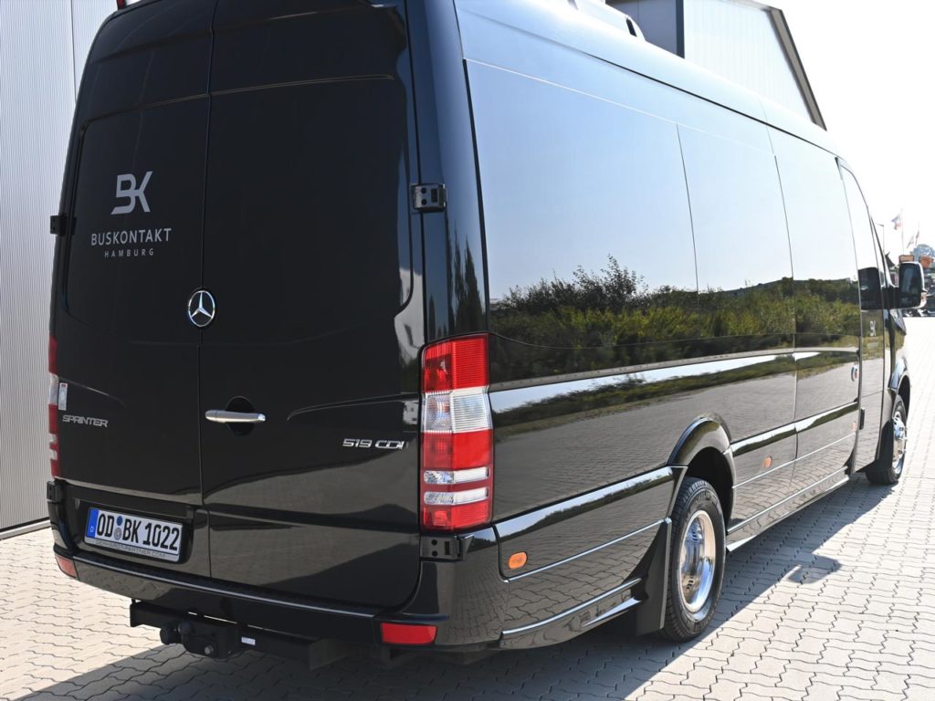 20-Sitzer Mercedes Sprinter | Buskontakt-Hamburg